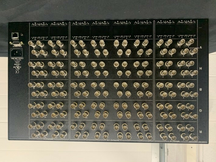 Barco Matrix Pro II RGB 16x16 Router Used | eBay