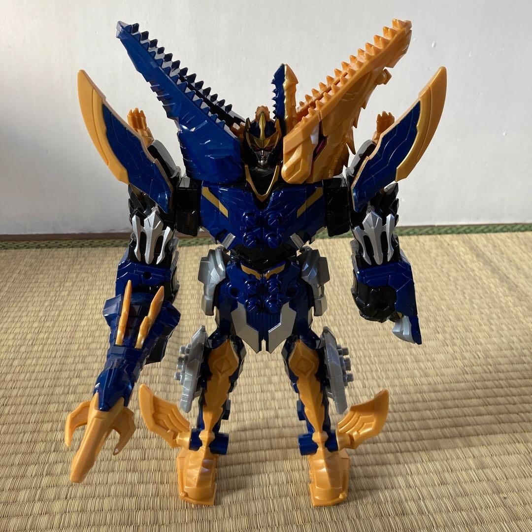 Dino Fury Ryusoulger DX Ryusoul Key BANDAI Zord Toy Mosa Changer and ...