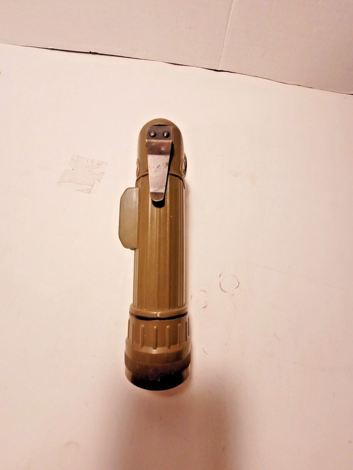 Vintage US Army Fulton MX-991U Angle Head Handheld Flashlight Green USA ...