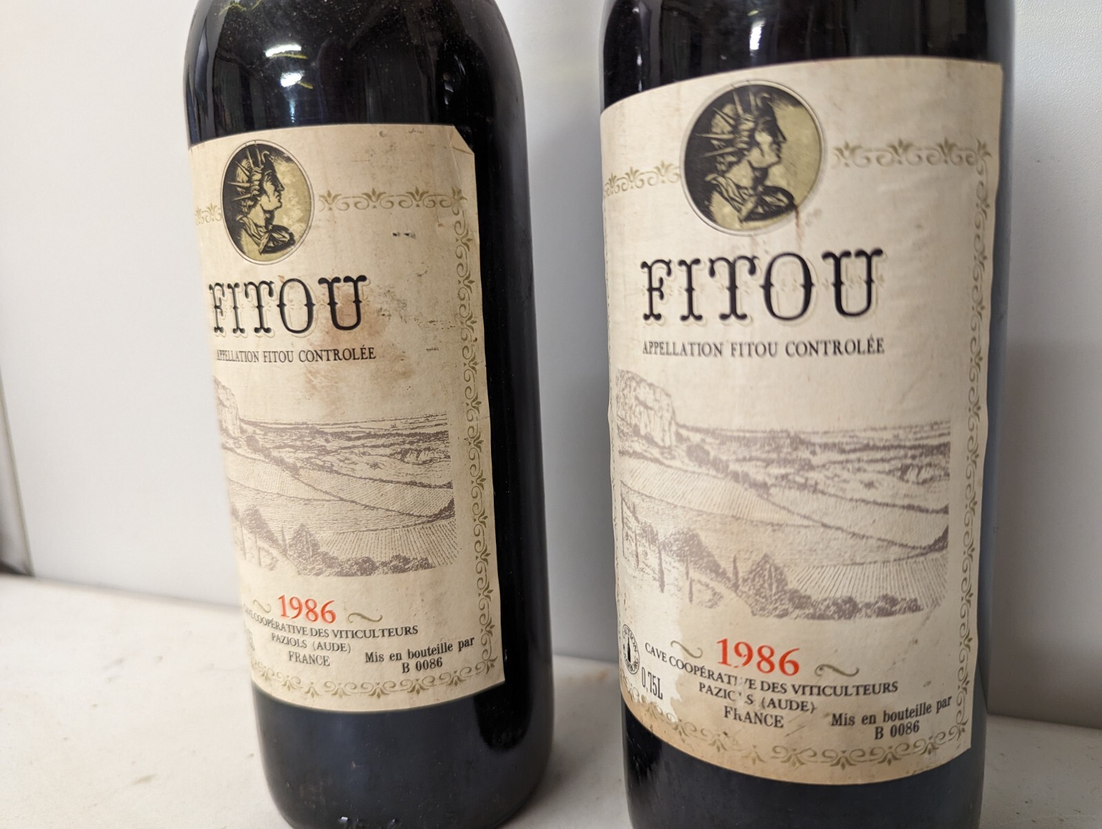 LOT de 2 BOUTEILLES FITOU - 1986 - GRAND VINS DE L'AUDE - 38 ans - AOC ...