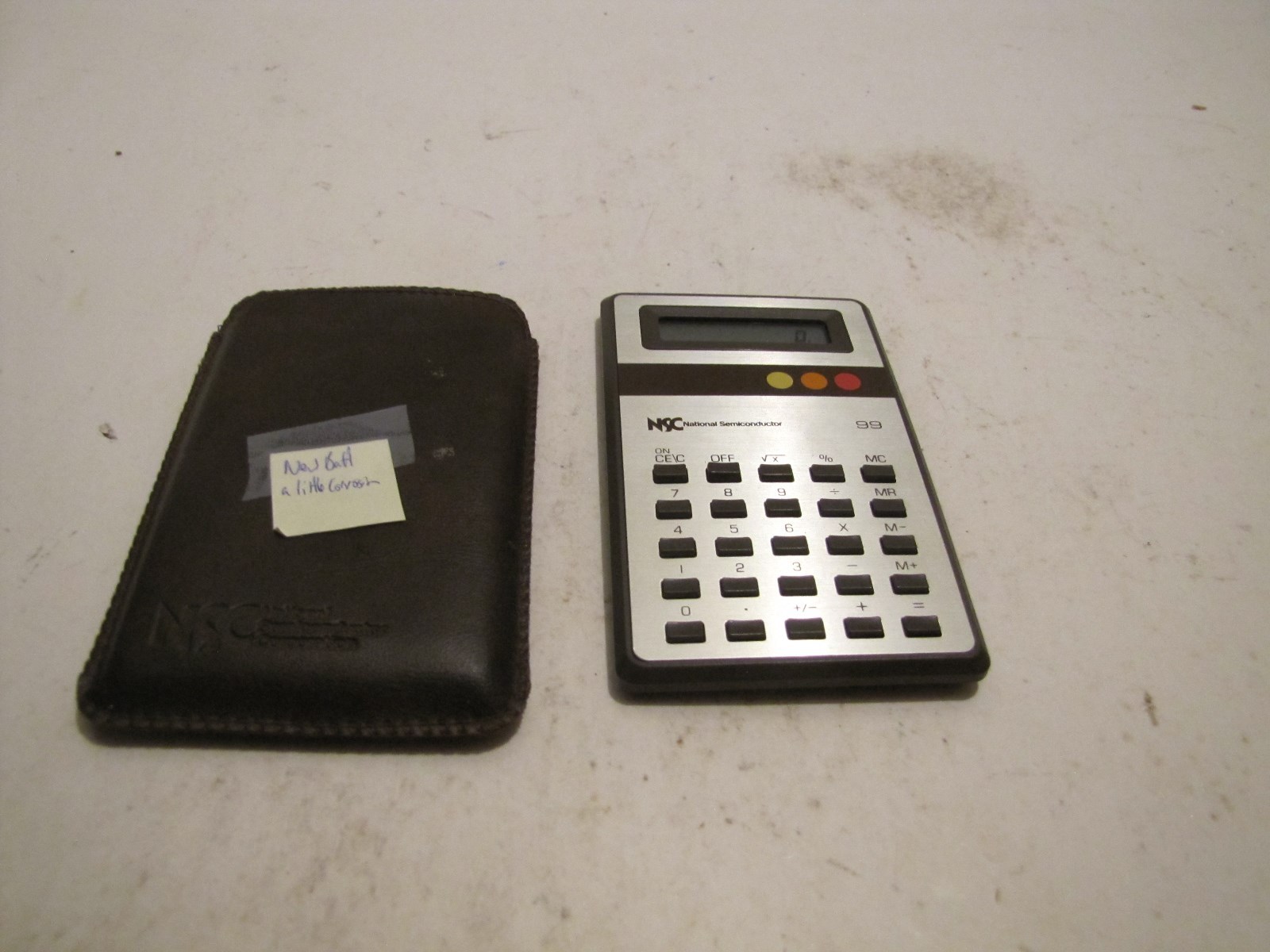 VINTAGE NATIONAL SEMICONDUCTOR NSC NS99 CALCULATOR NEW BATTERY W/COVER ...