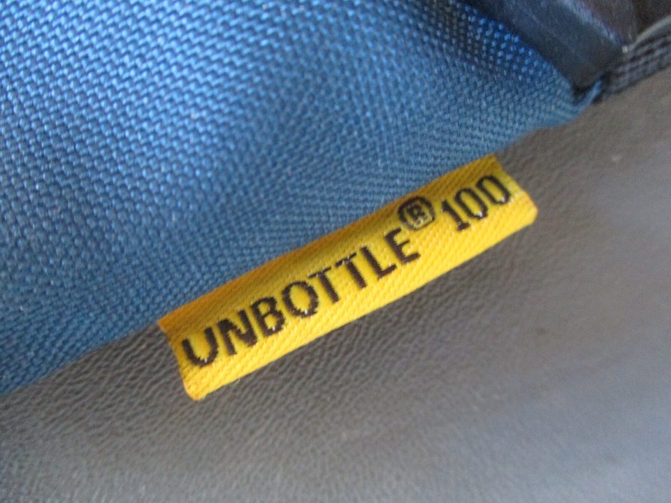 Camelbak UNBOTTLE 100 Blue Hydration Pack, Excellent | eBay