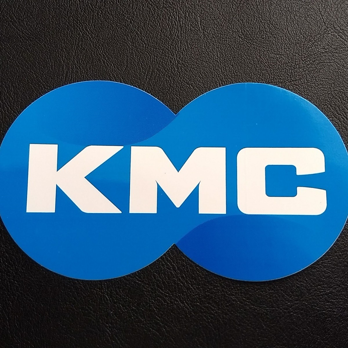 Kmc Chain Logo