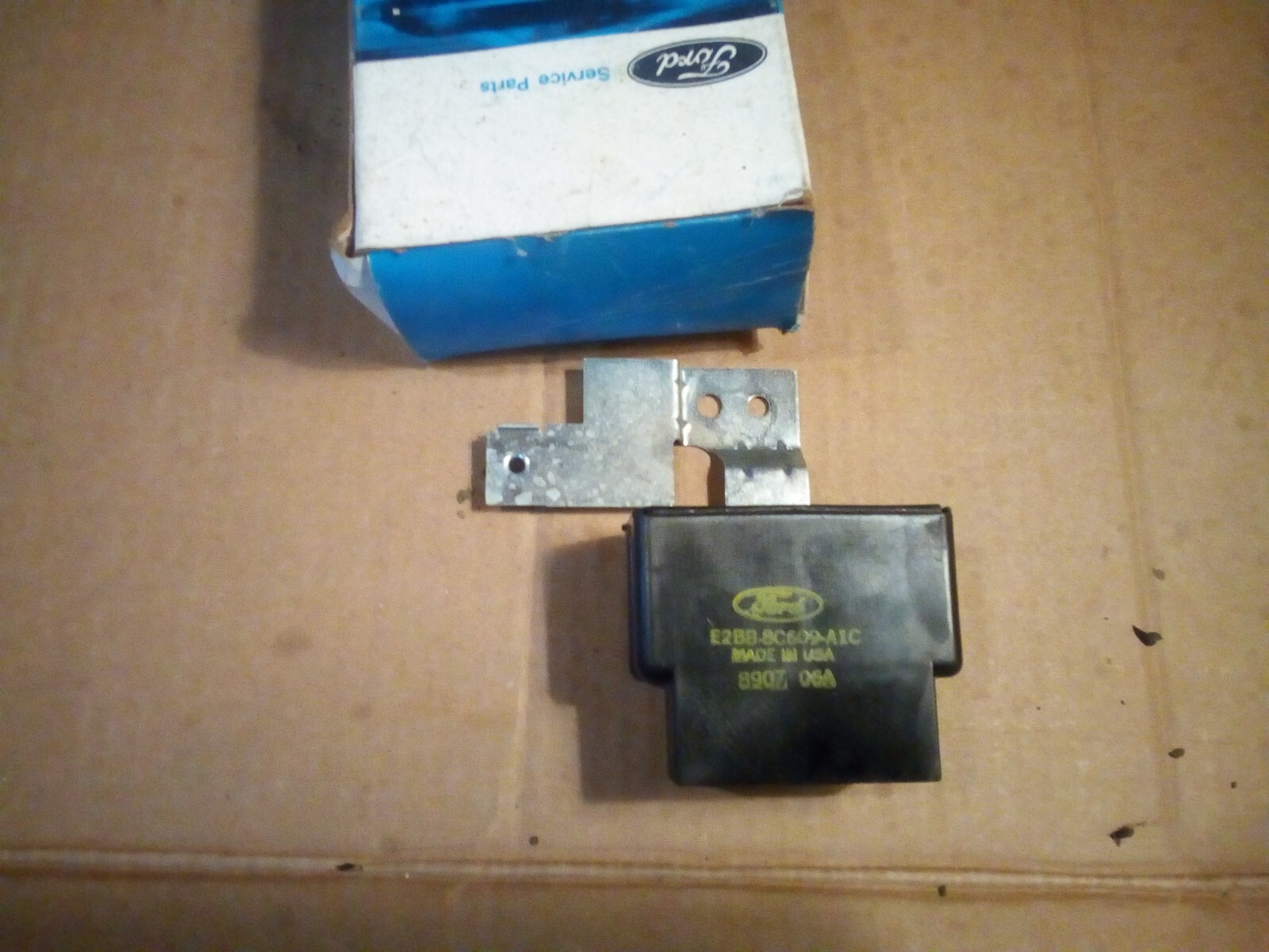 Ford Engine Cooling Fan Motor Relay Control ASY NOS E2bz-8b658-b ...