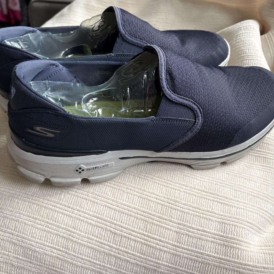 NEW Skechers size 13 Mens Go Walk 3 Slip On Shoes Goga Pillars Style ...
