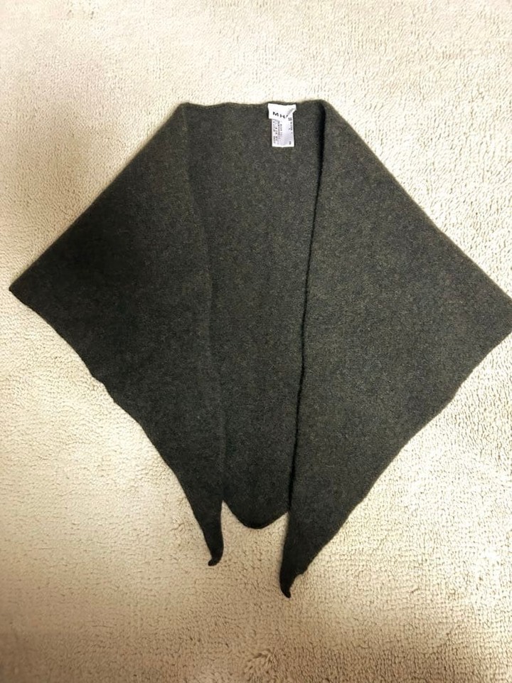 MHL. SCOUT SCARF Wool Knit Dark Green Triangle Design Compact Accent | eBay