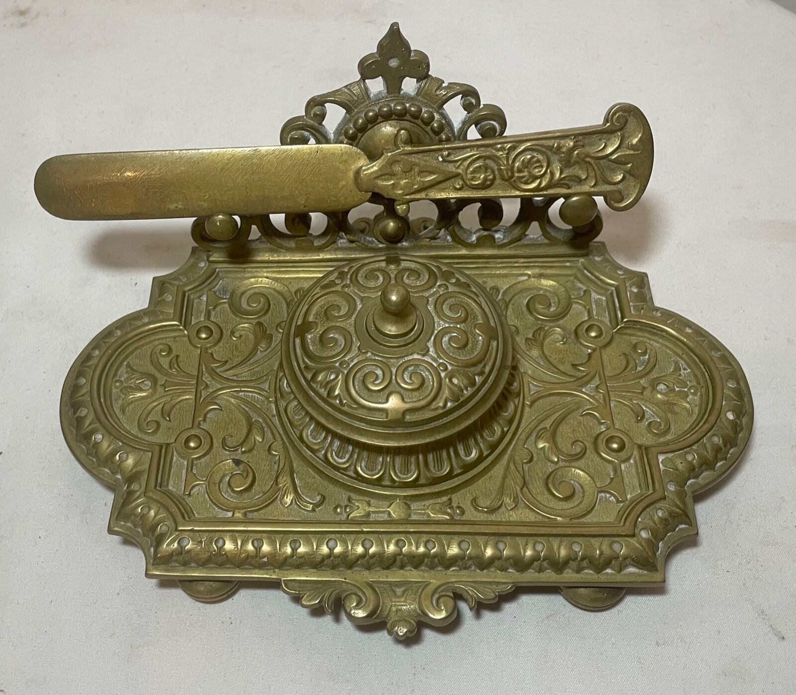antique ornate 19th century Victorian gilt brass desk inkwell stand ...
