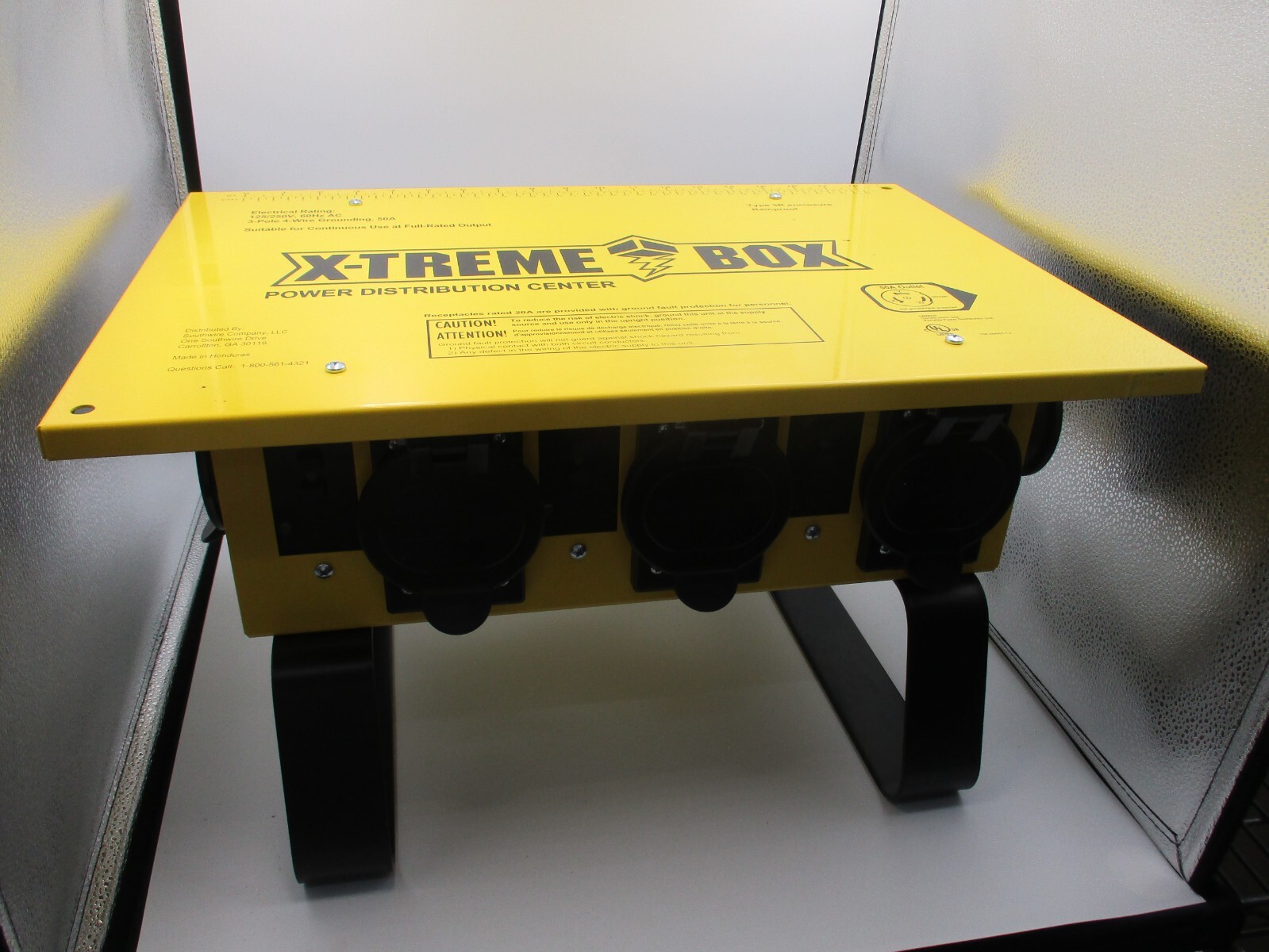 SouthWire Extreme Box Power Distribution Center 125/250v 3P 4W 50A 7 ...