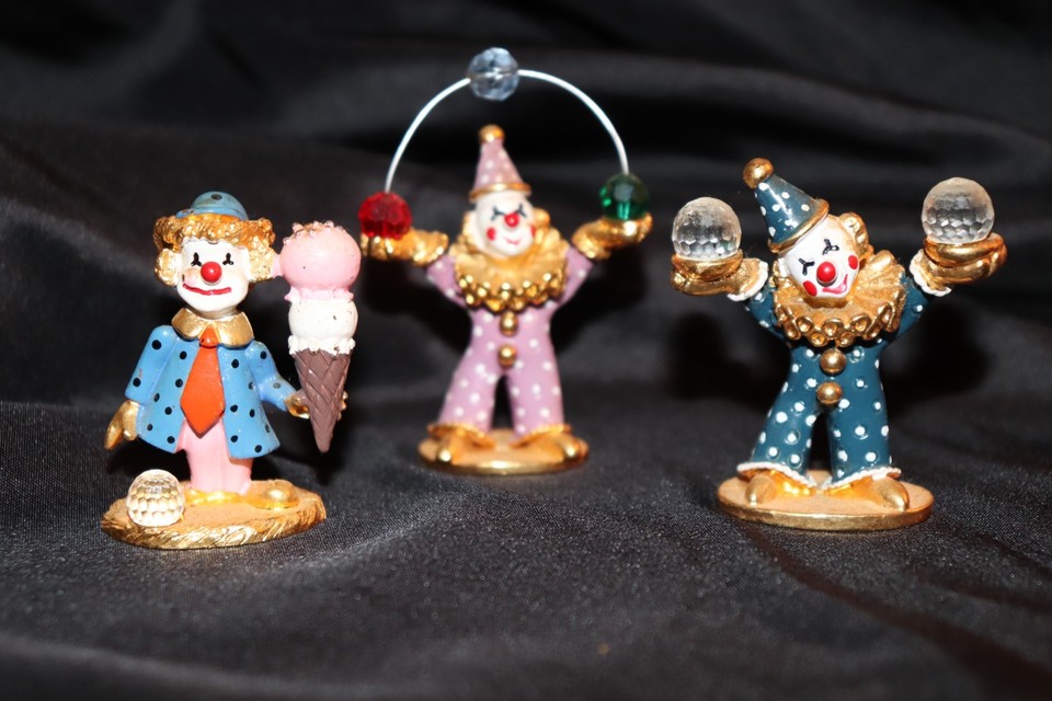 Spoontiques Pewter Clown Lot of 11 Gold Firemen Jester hula Girl Rare ...