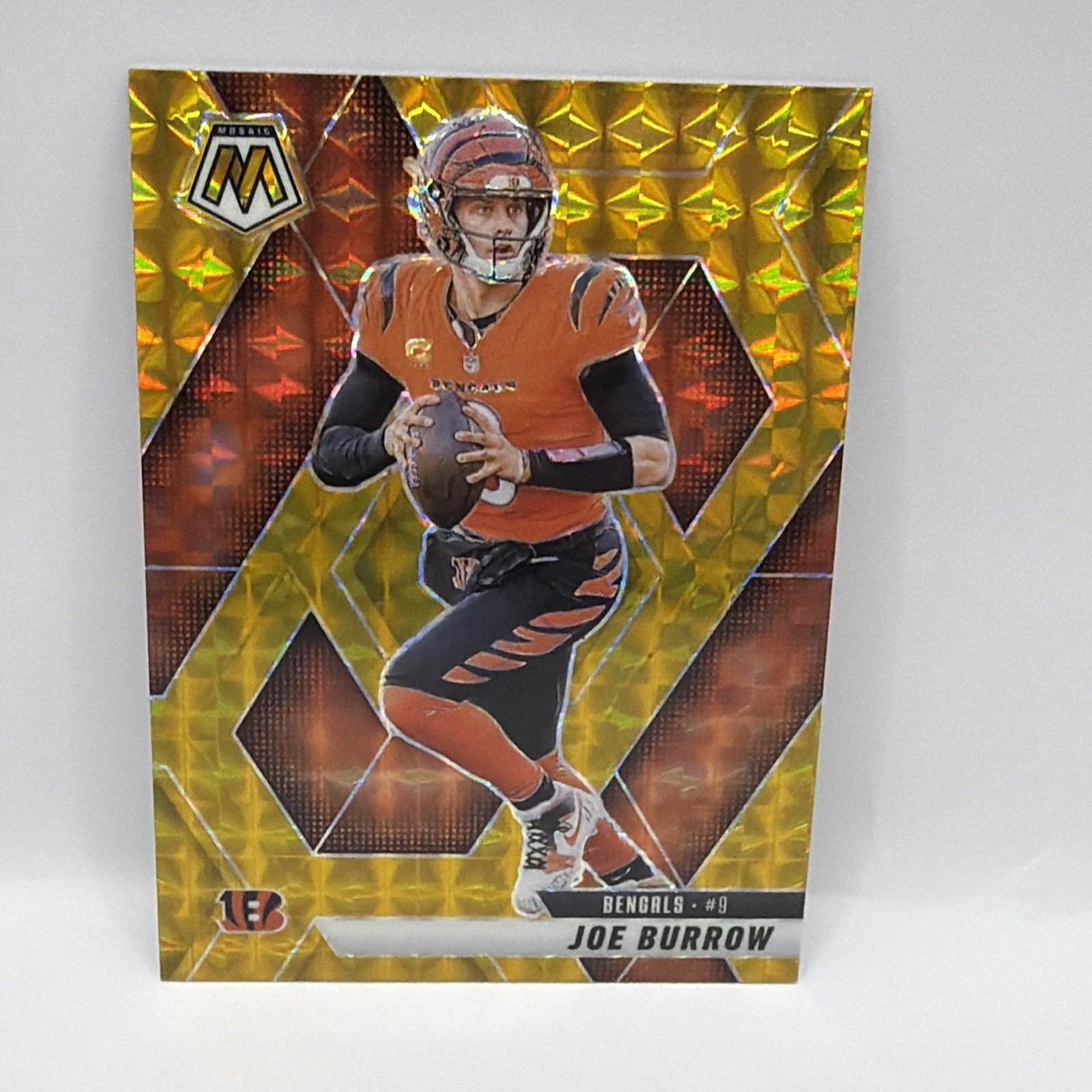Joe Burrow 2025 Mosaic #97 Gold /10 Price Guide - Sports Card Investor