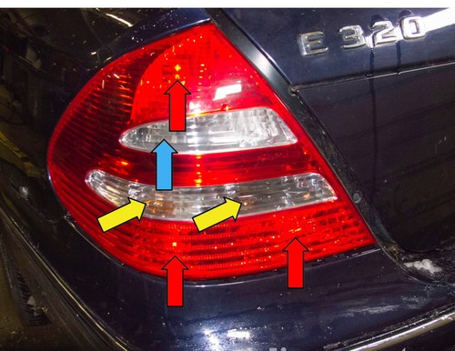 03-06 Mercedes W211 E-Class RH Side HALOGEN Taillight Bulb Holder ...