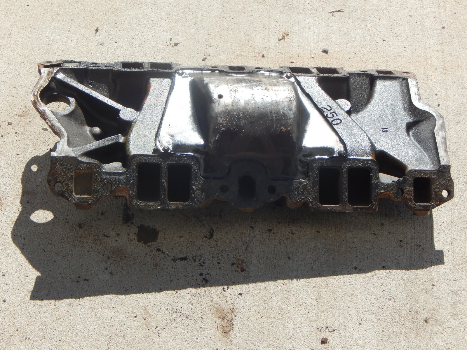 OEM 1977 Chevrolet small block 4 barrel quadrajet intake manifold ...