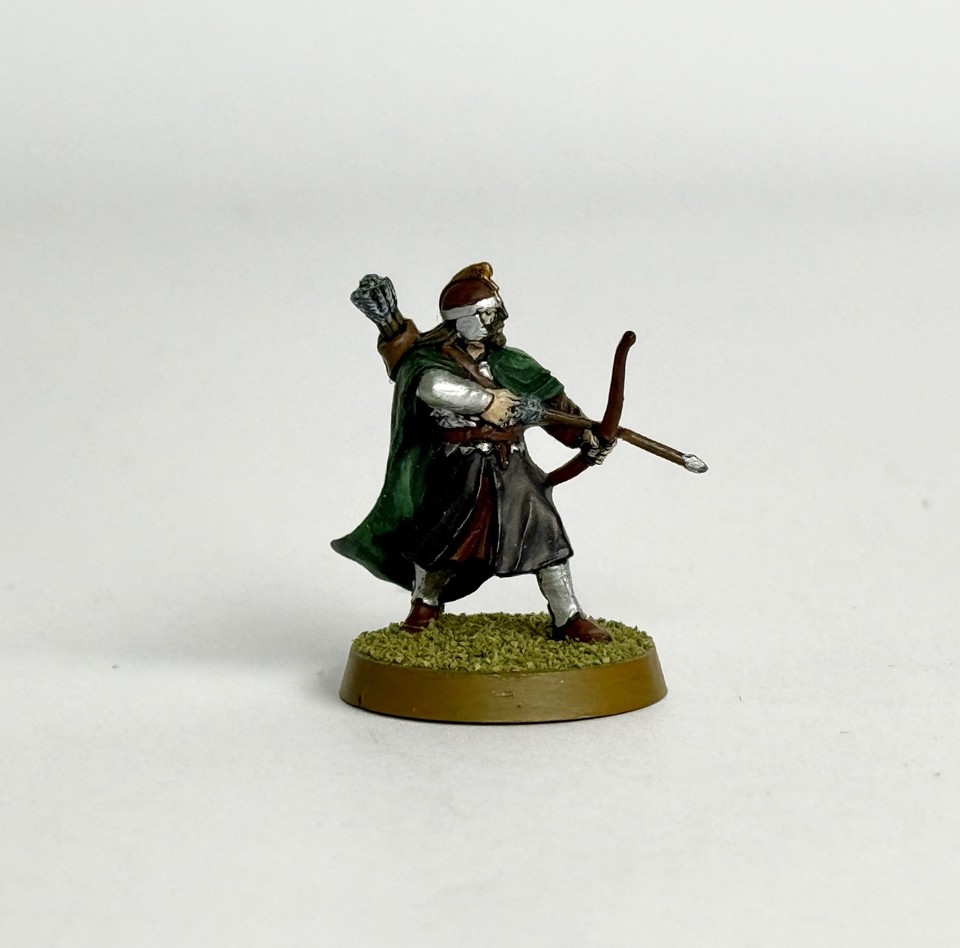 LOTR Rohan Plastic Army x28 foot soldiers 5x riders. Painted Battle ...