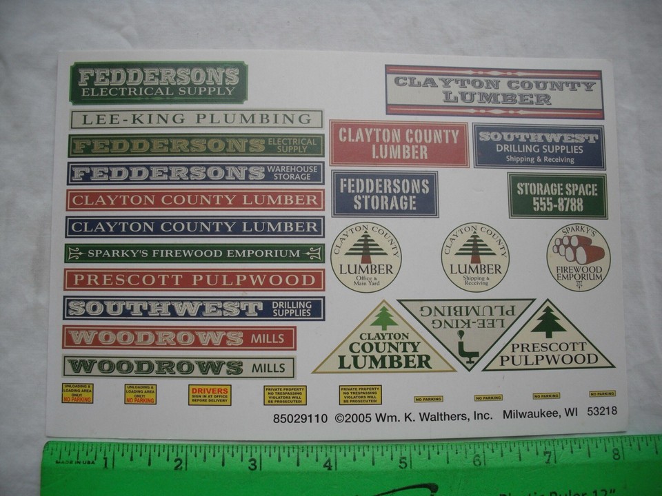 Lot of 18 Assorted Signs, Billboards, Posters, Paper Graphics, Walthers ...