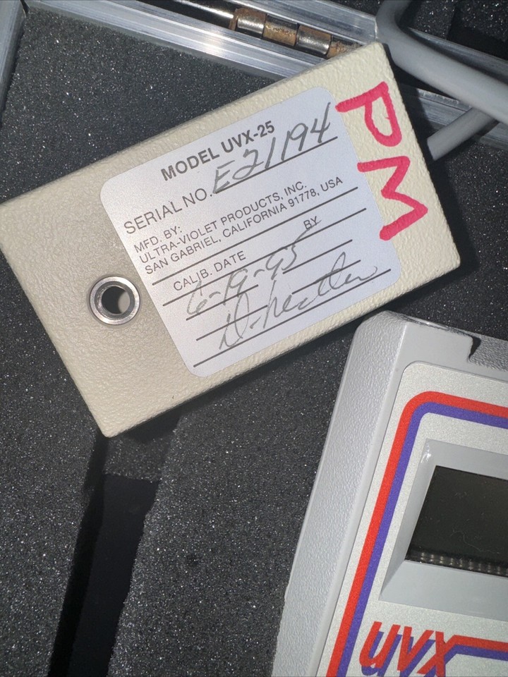 UVP Model UVX Portable Digital Radiometer W/ UVX-25 Wired Sensor ...