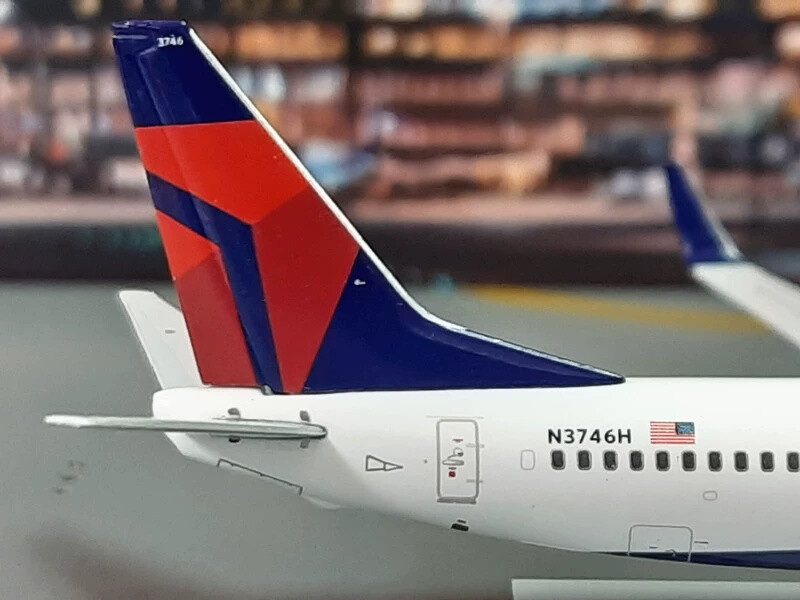 GeminiJets for DELTA for BOEING B737-800W N3746H 1/400 Aircraft Pre ...