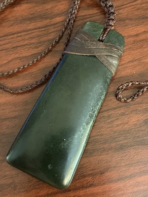 CHATOYANT Nephrite Greenstone Pounamu RARE BLUE INANGA JADE Bound TOKI ...