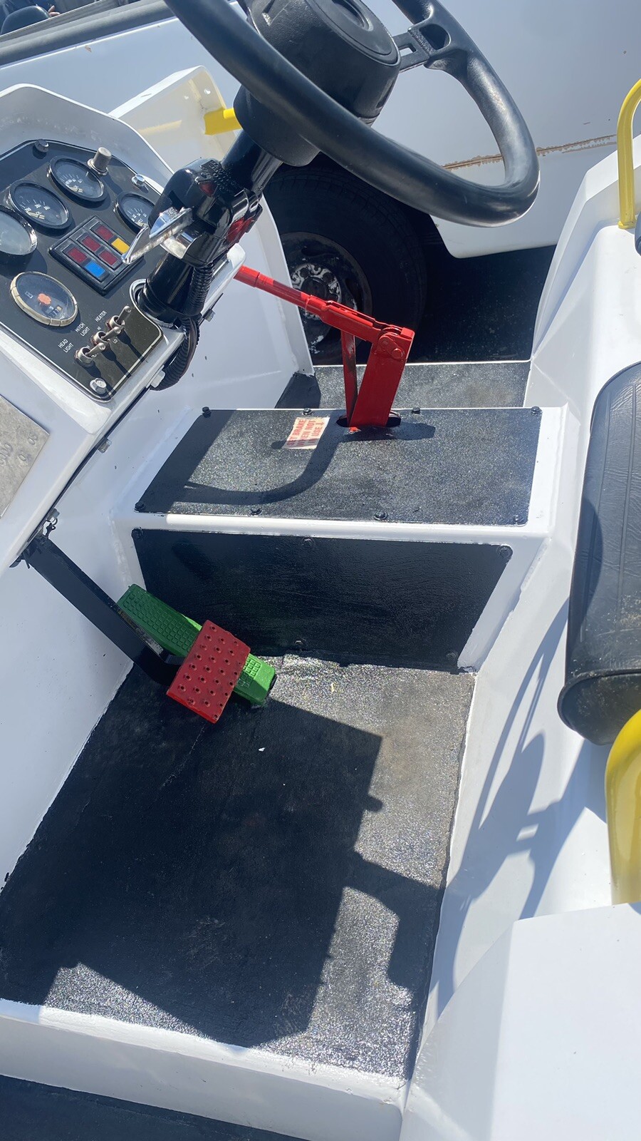 Tug MR-24 Pushback Tractor Push back Deutz 8000Lbs DBP Ground Support ...