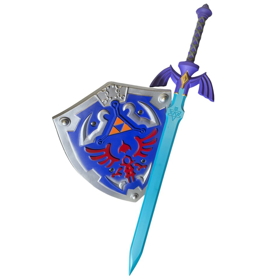 Legend of Zelda Link Hylian Master Skyward Sword+Shield PU Foam Prop ...