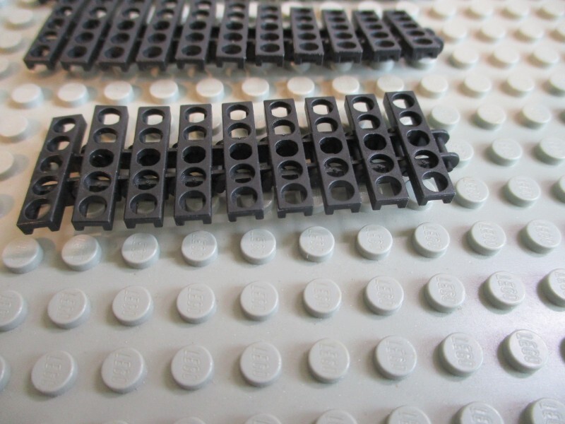 LEGO Black Techic Tread Links 3873 PARTS 44 PIECES expert builder city ...