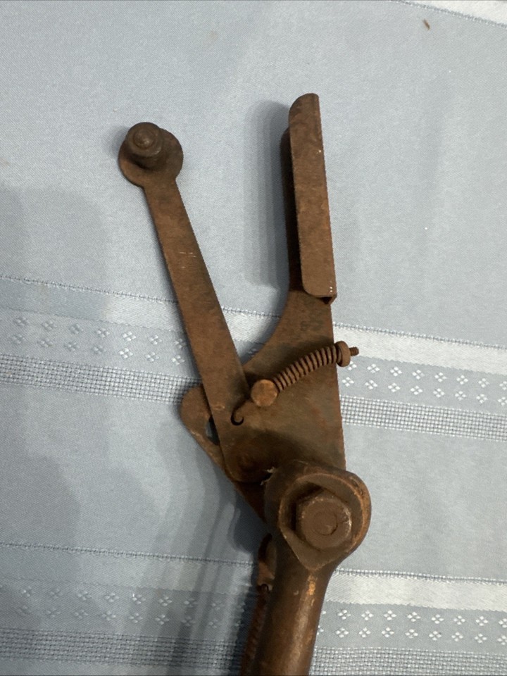 Vintage Hand Held Skeet Trap Clay Bird Pigeon Thrower wood handle | eBay