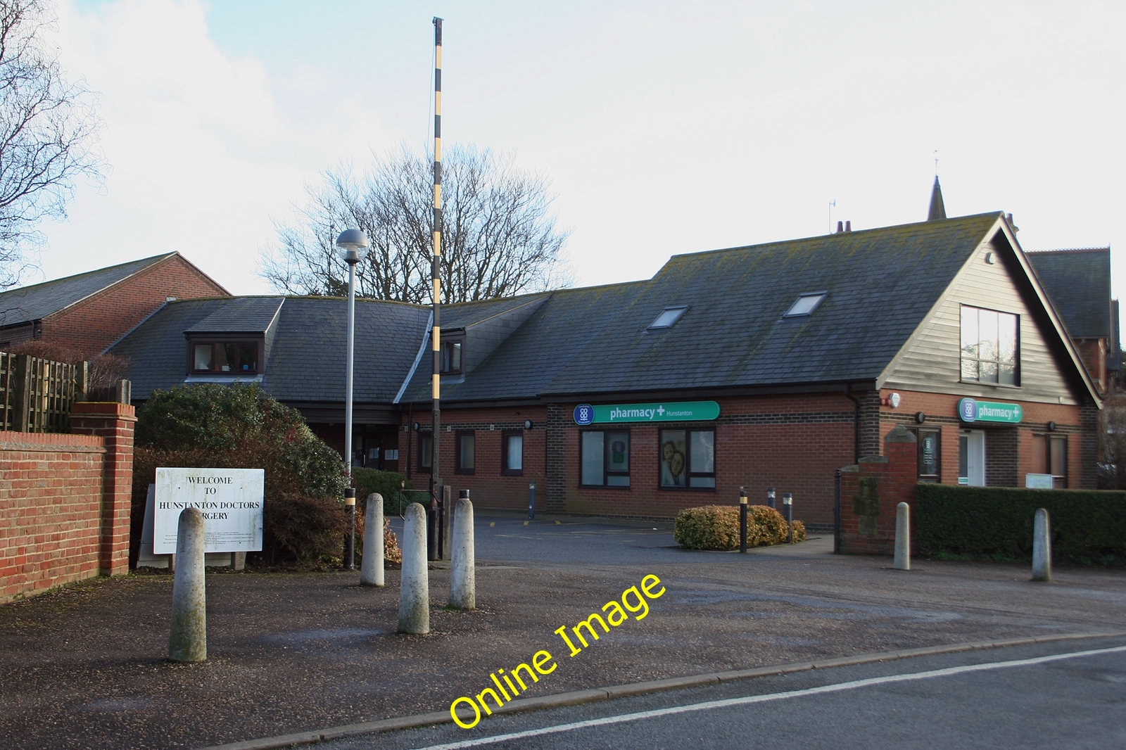 Photo 6x4 Hunstanton Streets GP surgery on Valentine Road c2014 | eBay UK
