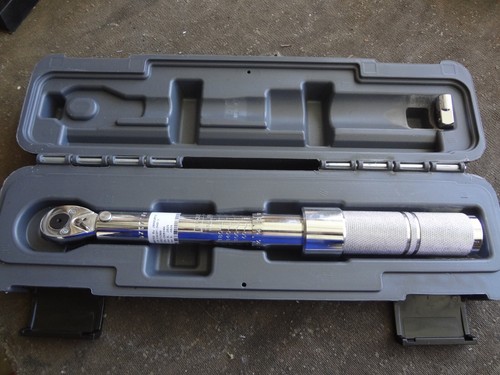 Proto J6062C 1/4" Drive 40 - 200 In/Lb. Ratcheting Head Micrometer ...