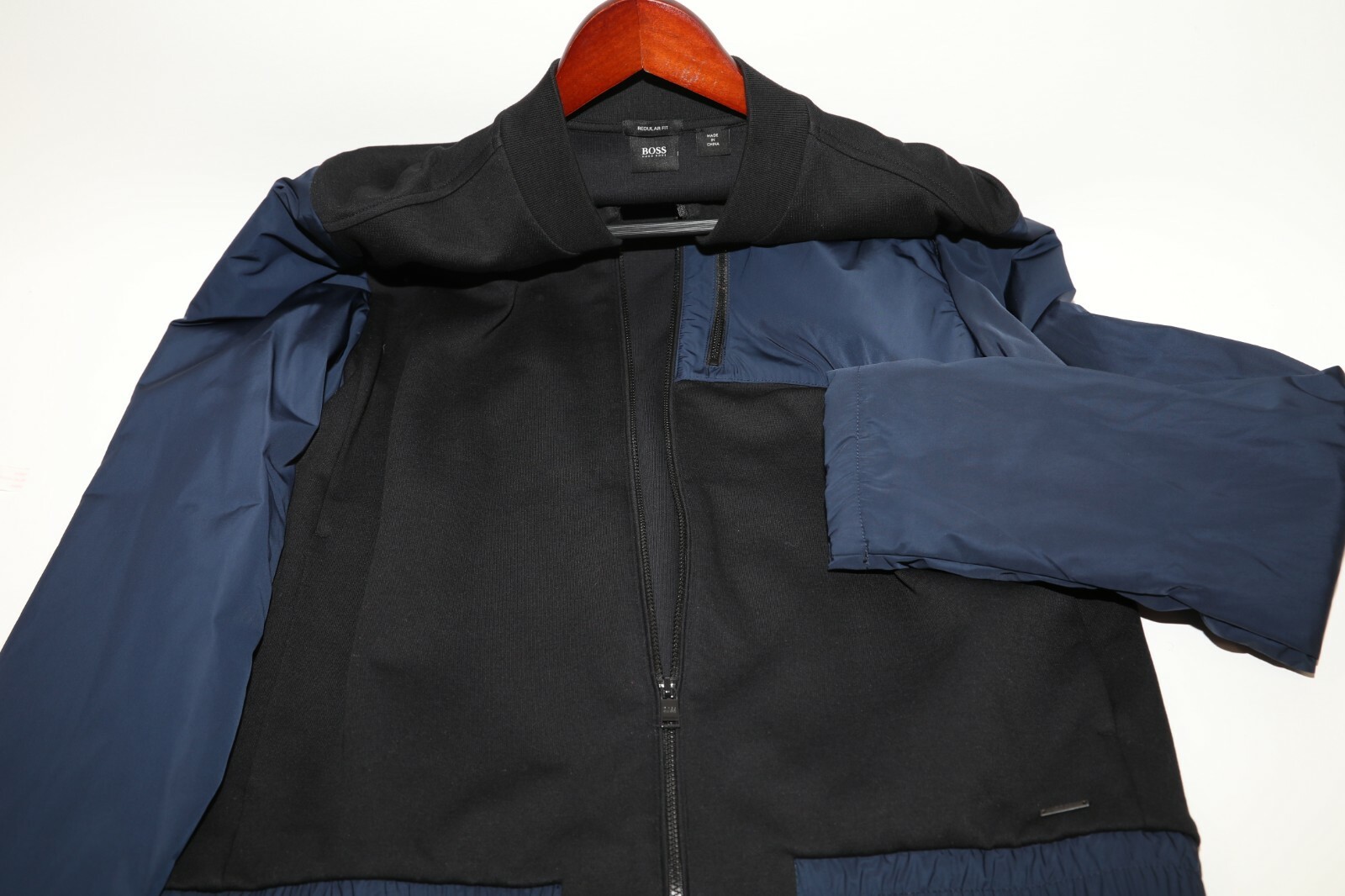 #224 HUGO BOSS Skiles 06 Mixed Media Bomber Jacket Size L RETAIL $295 ...