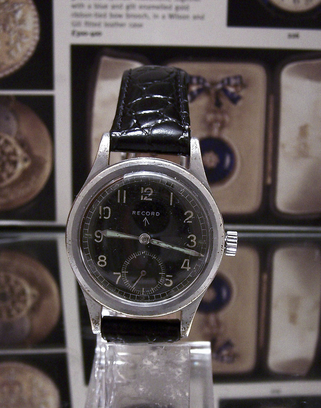 ANTIQUE VINTAGE C'45 RECORD WWW DIRTY DOZEN WW2 BRITISH MILITARY WATCH ...