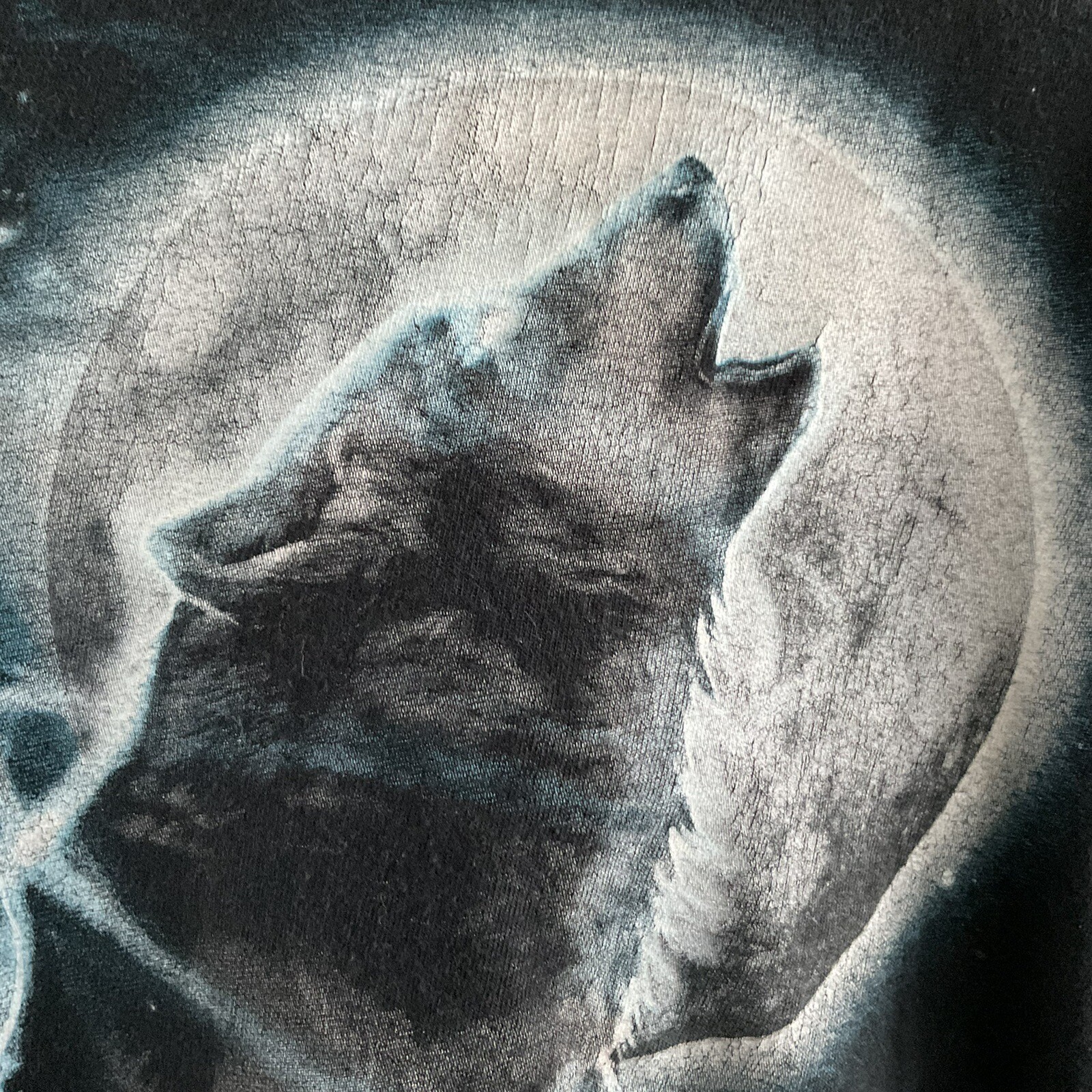 Gildan Indian Warrior Skeleton Wolf Howling At The Mo… - Gem