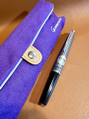 PILOT Fountain Pen Elite Black checks M-nib 18k-750 H974 Vintage Made ...