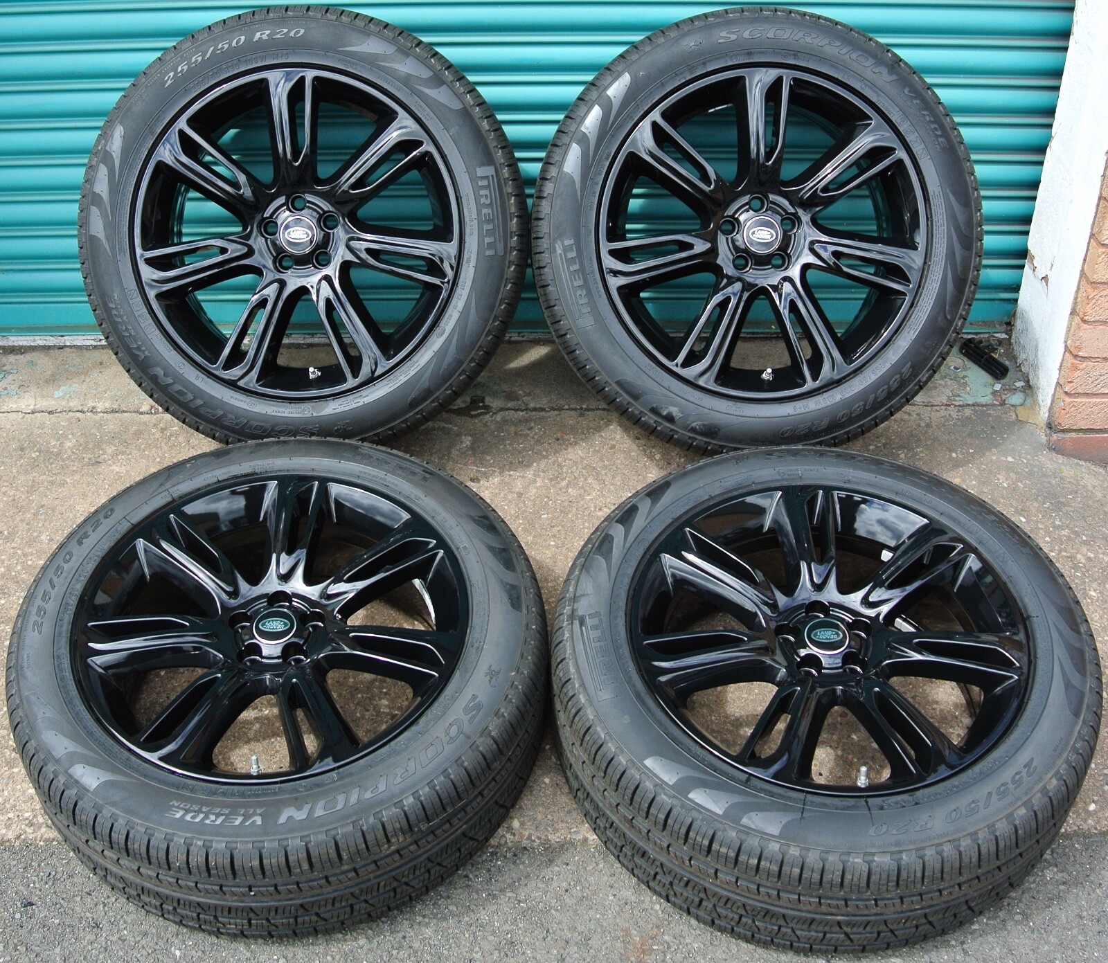 20" GENUINE BLACK RANGE ROVER VELAR ALLOY WHEELS NEW PIRELLI TYRES 255 ...