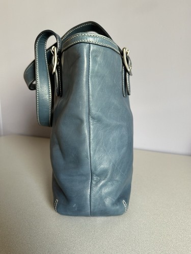 Authentic Coach Legacy Vintage Blue Leather Medium Shoulder Bag NO ...