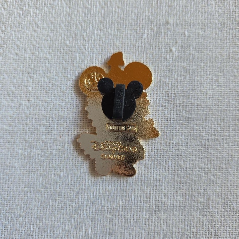 Minnie Pin Badge Disney Sea August 2023 Abuz's Bazaar Game Prize Used ...