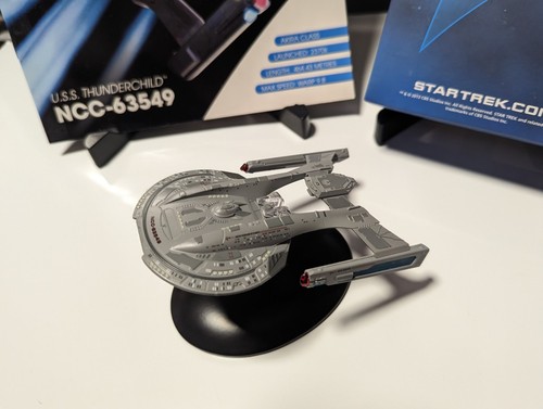 Eaglemoss • Star Trek Starships Collection USS Thunderchild Akira Class ...