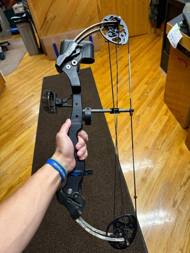 youth archery compound bows . Diamond Bow Tech. | eBay