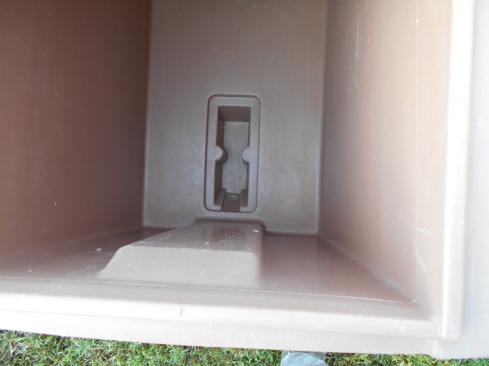 MILITARY SURPLUS CAMBRO ICE CHEST BOX COOLER KITCHEN TRAILER MISSING ...