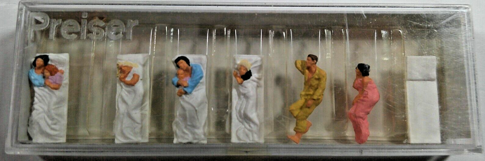 preiser ho scale 1/87 art.nr 10300 ''passengers on bed for sleeping car ...