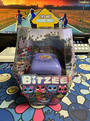 Bitzee Interactive Toy Digital Pet and Case with 15 Animals Inside New ...