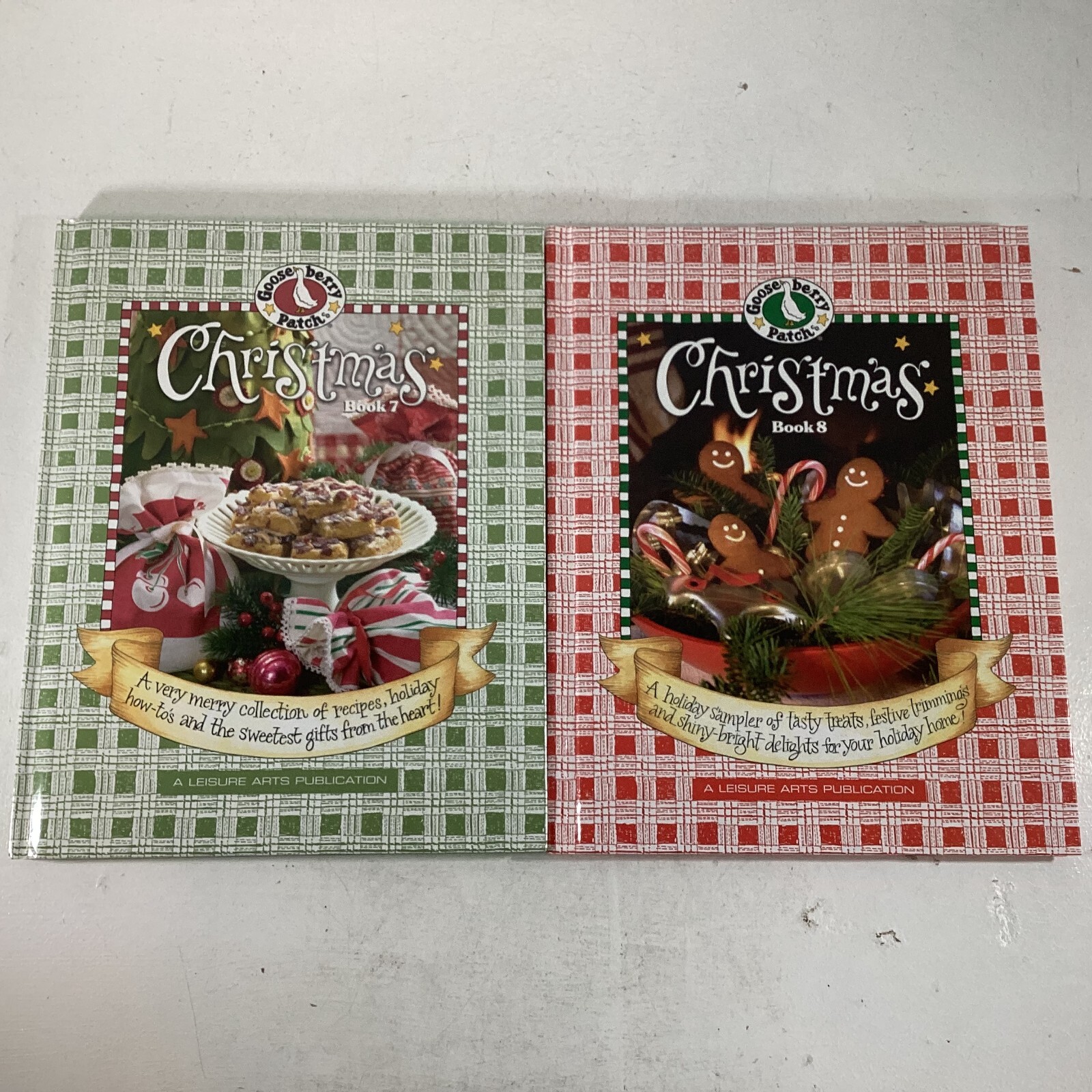 LARGE Lot 17 Gooseberry Patch Christmas Cookbooks Books 1-15 + 2 More ...
