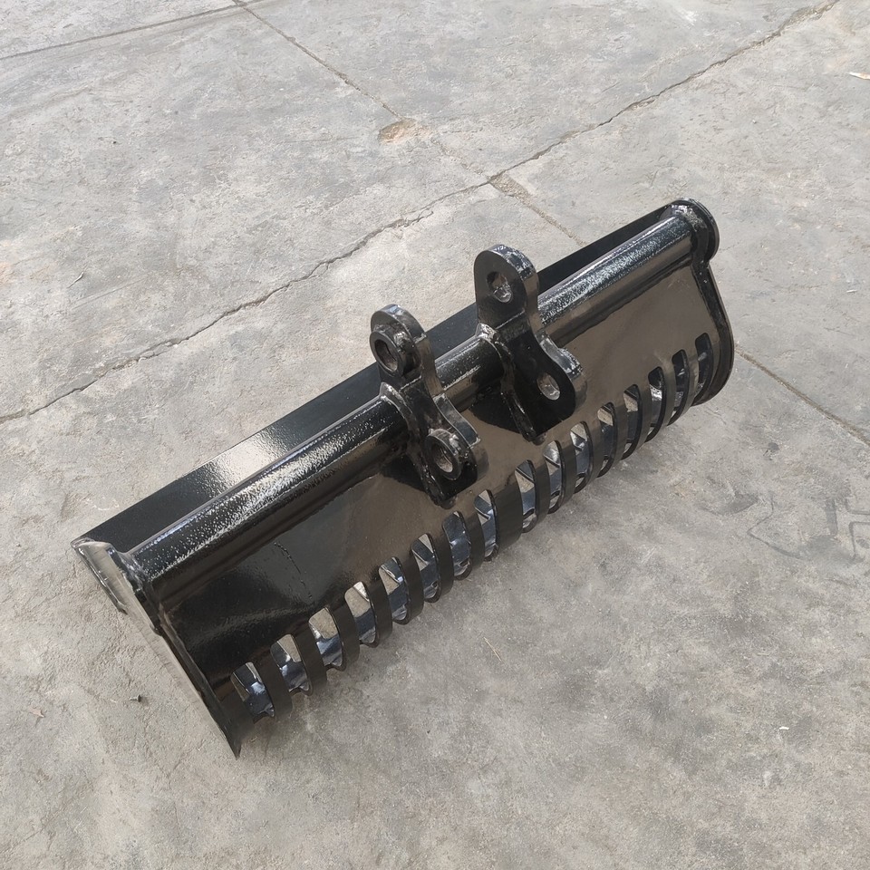 TYPHON Attachment 600mm Screening Skeleton Bucket for Mini Excavators ...