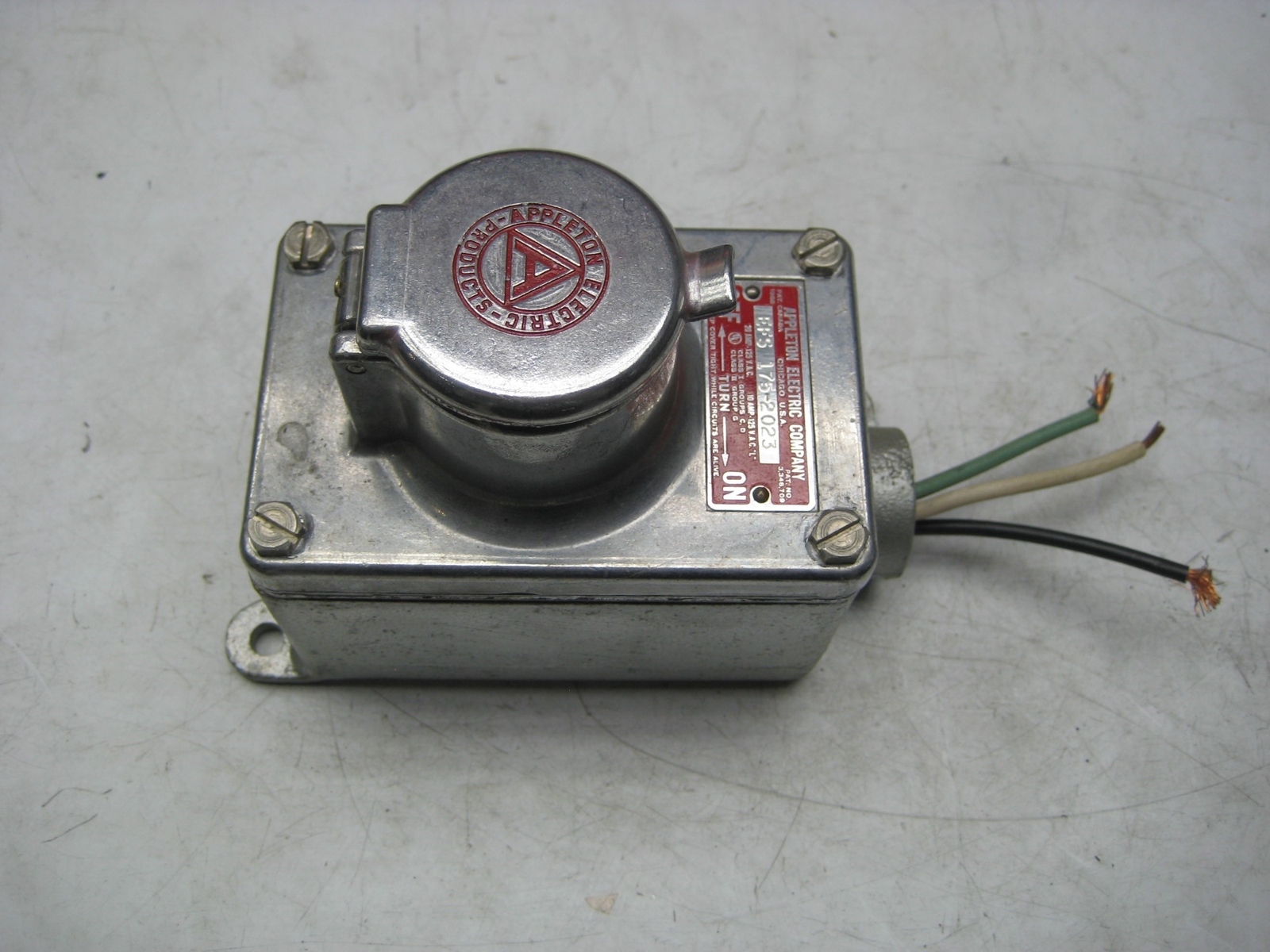 Appleton+PN+EFS1752023+120V+20A+2W3P+3%2F4+Explosion+Proof+Industrial ...