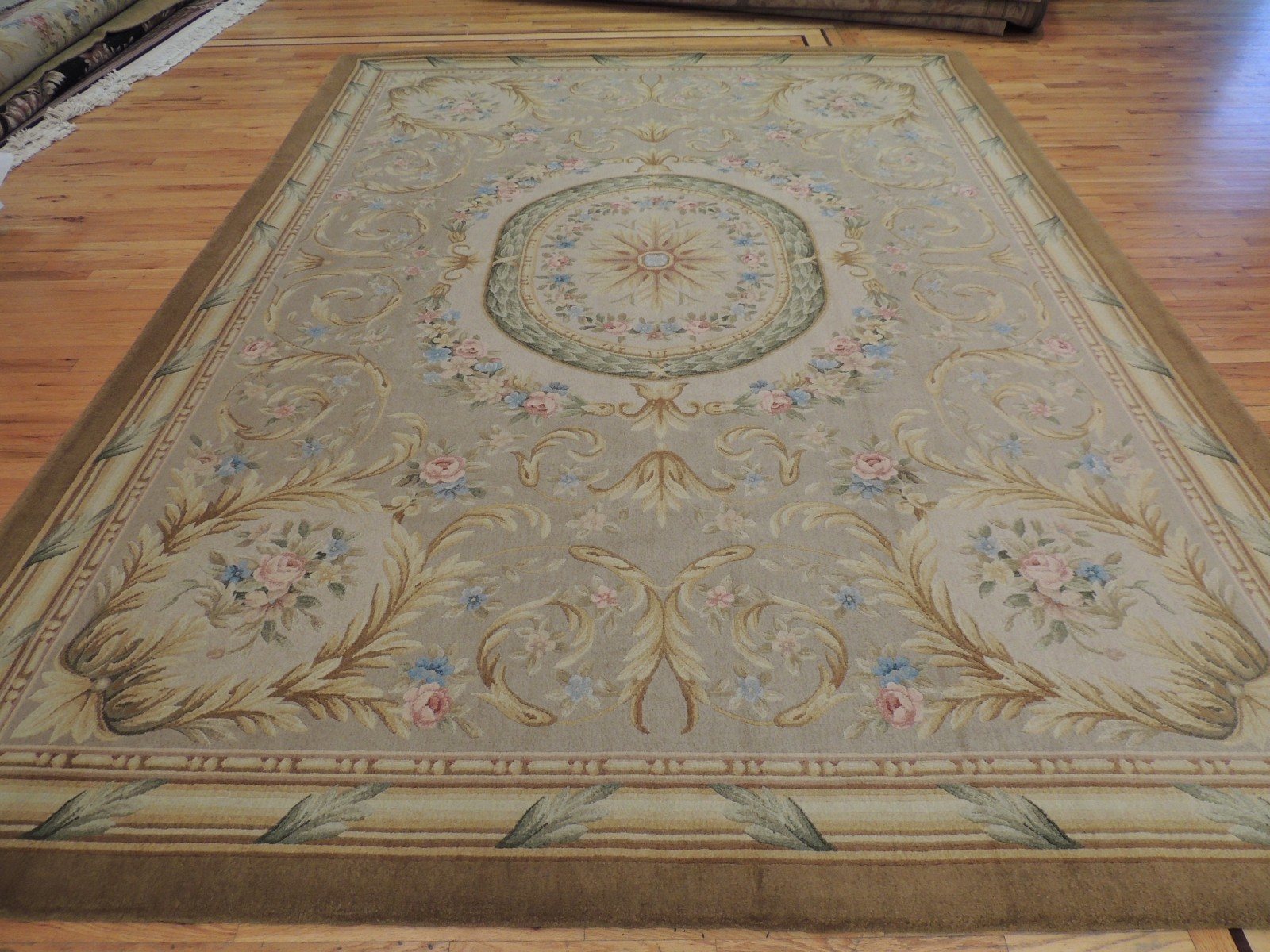French 9x12 Savonnerie Aubusson Design Oriental Rug Beige Gold Blue ...
