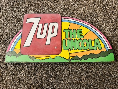 VINTAGE U.S.A. 1971 7 UP THE UNCOLA METAL FLANGE RAINBOW PETER MAXX ART ...