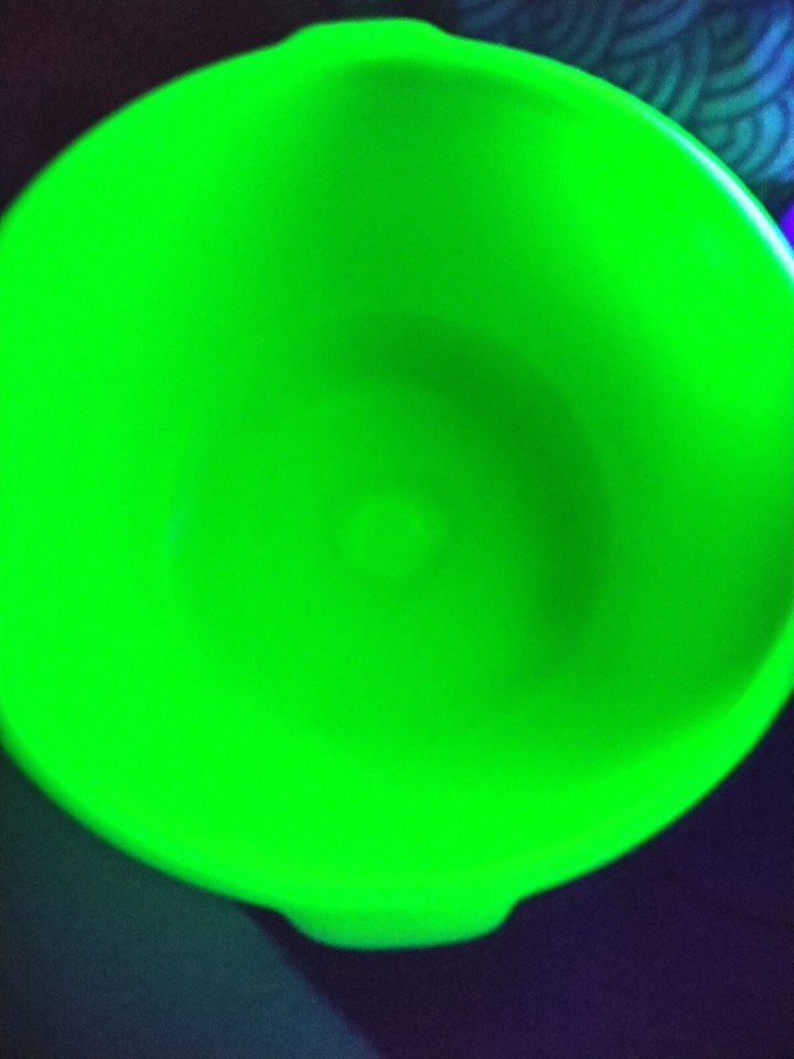 Vintage Uranium Glass Jadeite Mixing Bowl Large 10 Inch Round | eBay