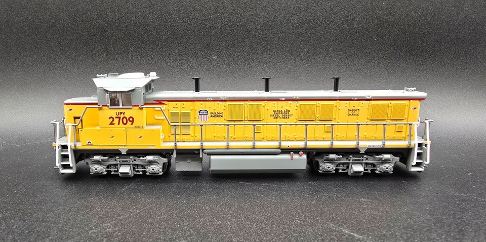 Atlas 10000592 HO NRE Genset Union Pacific #2709 with DCC Installed ...