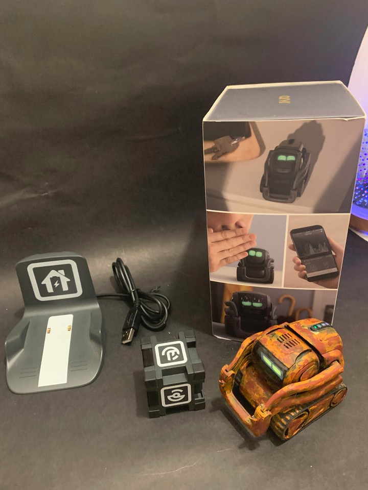 Anki VECTOR Robot Complete in Box | eBay