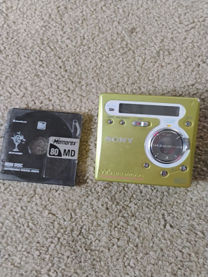 SONY Minidisc Walkman Player and Recorder MZ-R700 Digital Mega Bass ...