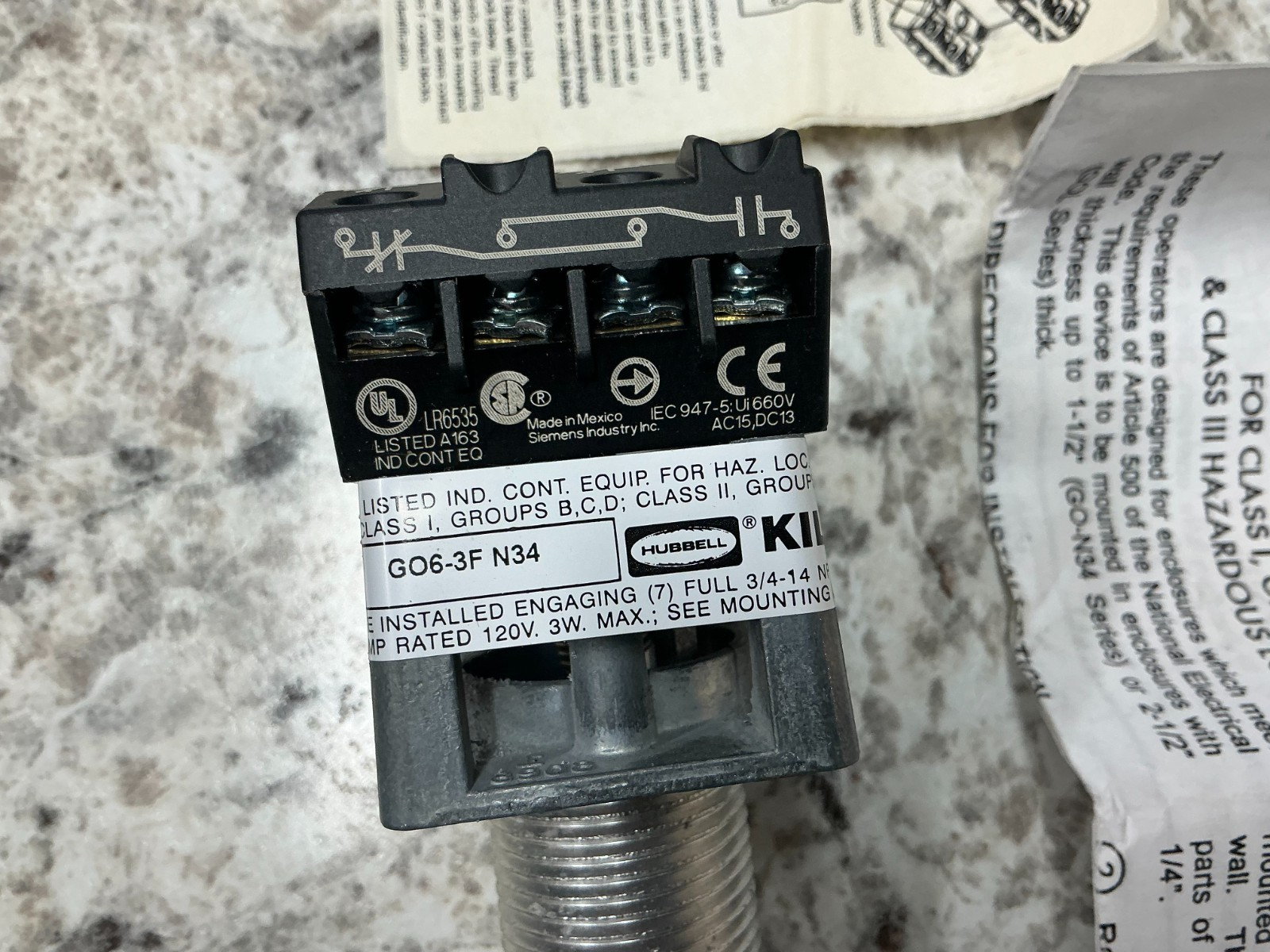 G06-3F N34, 2 Position Switch Return Left With 1 contact Actuator Block ...
