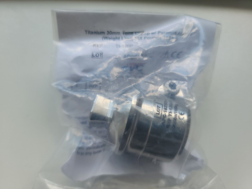 TI-120P Titanium 30mm Tube Clamp W/Pyramid Adapter, APC, Weight Rating ...